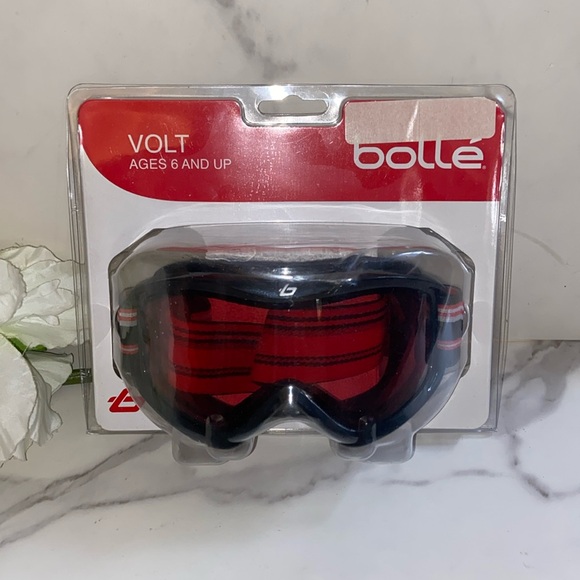 bolle | Other | Bolle Volt Skisnow Snowboard Goggles Ages 6 Up Kids | Poshmark